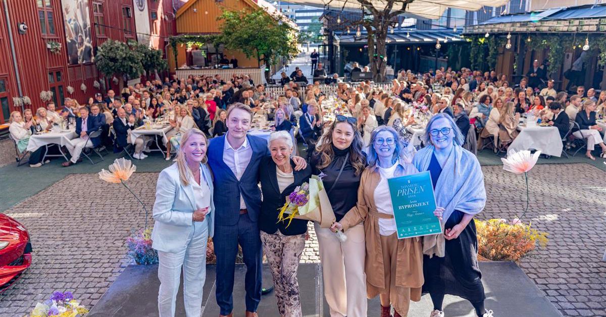 Ungdomstilbudet Ung arena+ vant nok en pris - Sykehuset i Vestfold HF